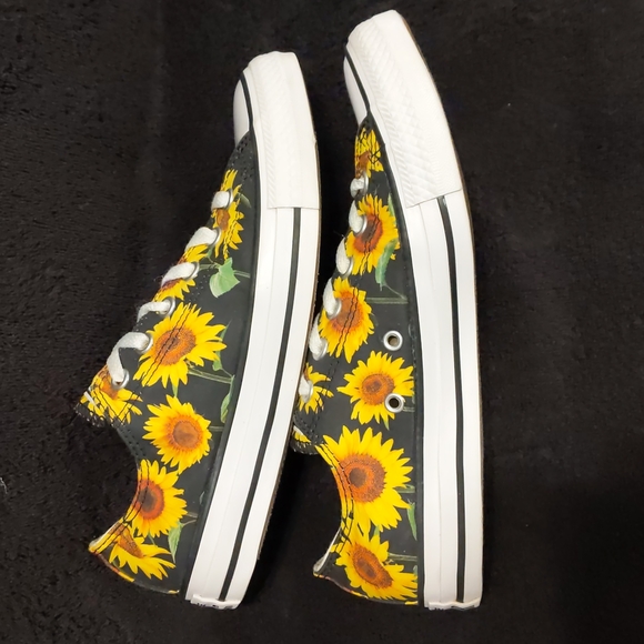 Converse | Shoes | Converse Chuck Taylor All Star Sunflowers Floral ...